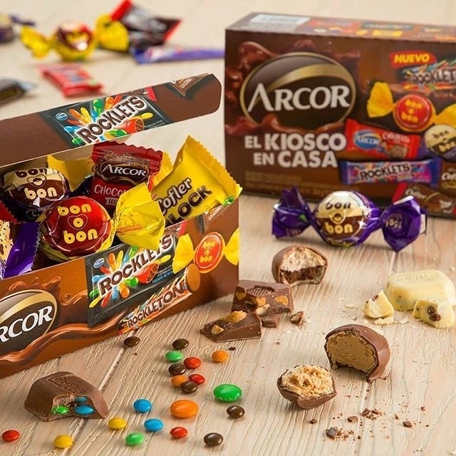 ARCOR BOMBON FAVORITOS SURT.246G